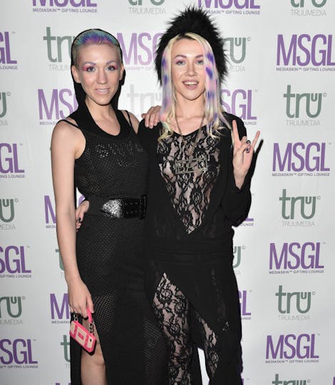 Blonde Electra ‘we Wanted To Do More Than Kiss Each Other On Stage