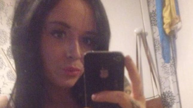 Woman denies snorting ashes of landlady’s dead mother! | Closer