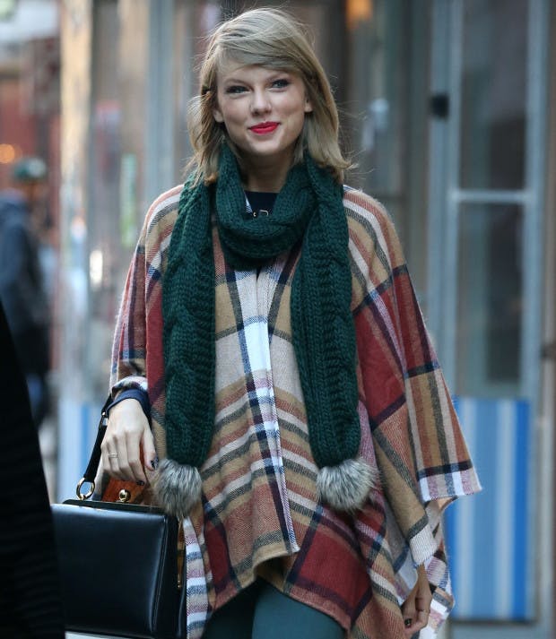 Taylor Swift breaks another music record – becomes first female to ...