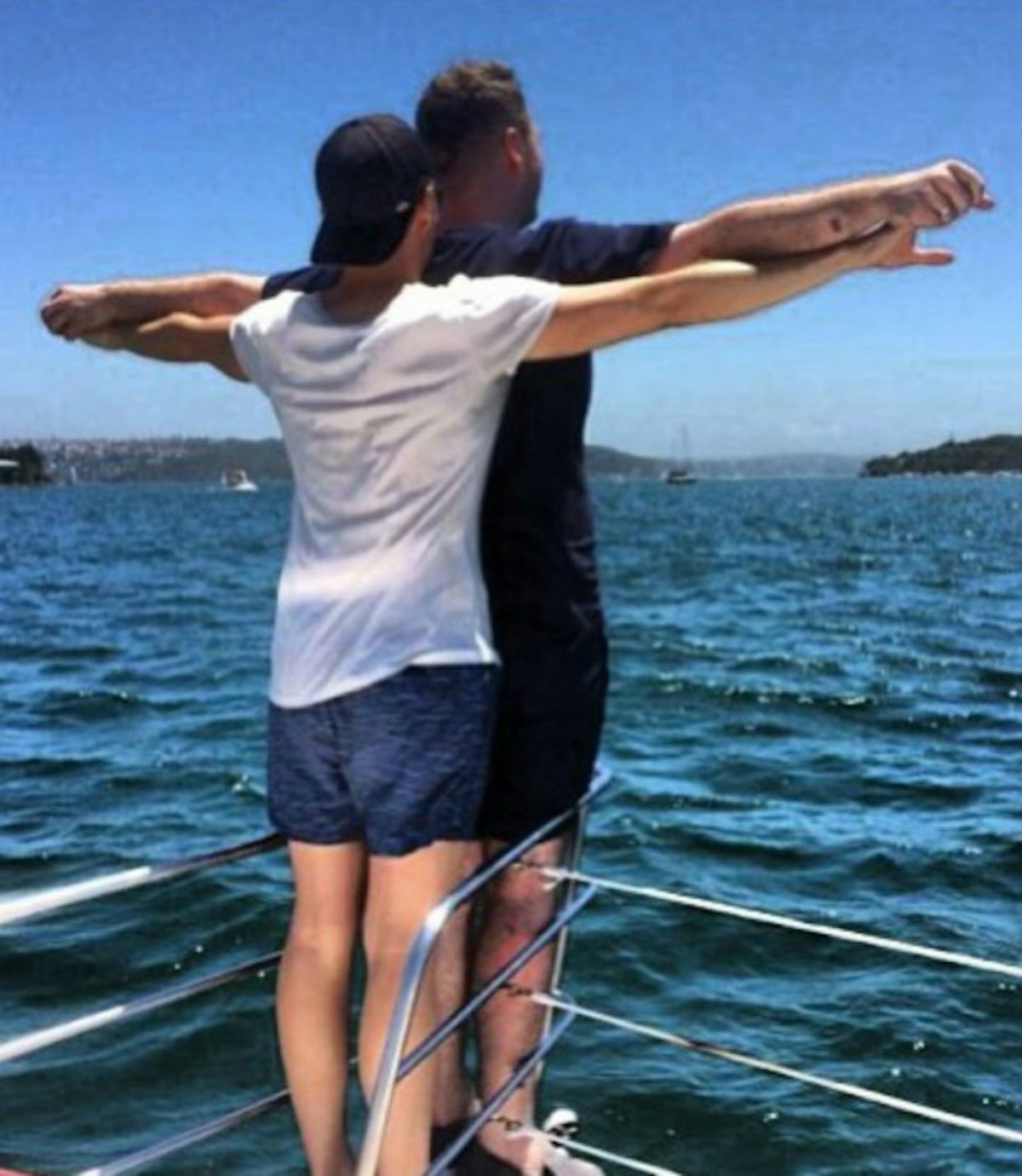 Sam Smith and boyfriend Jonathan Zeizel look smitten on romantic trip ...