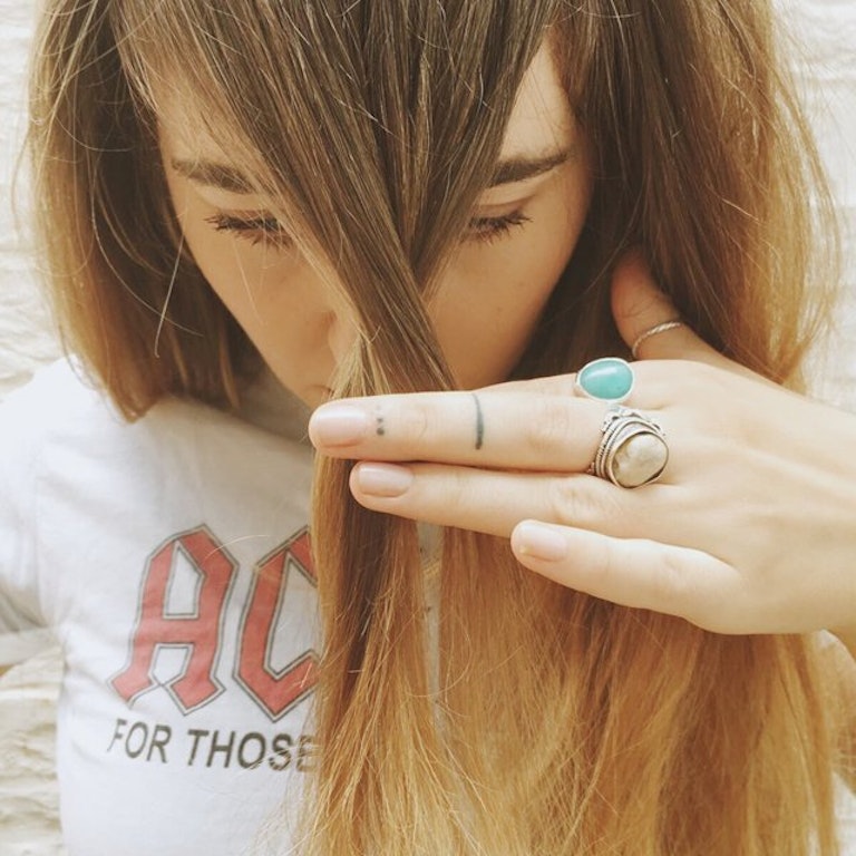 How to cut your own fringe, an illustrated guide | Closer