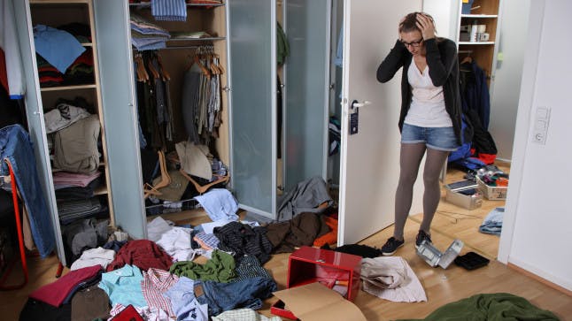 Student’s flat so messy she didn’t realise she had been burgled | Closer