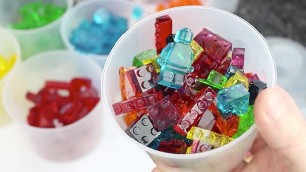 Stop Everything. You Can Make Vodka Jelly Lego Pieces. | Grazia
