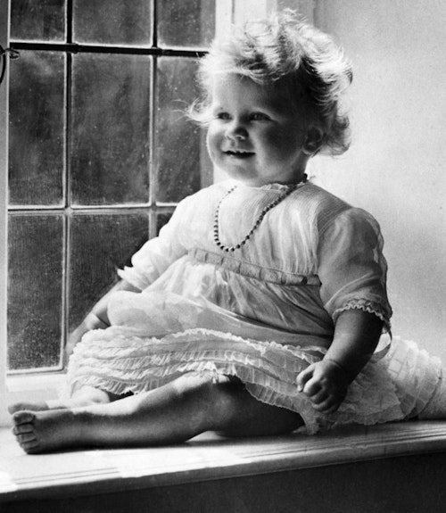 LOOK! It’s the royal family’s baby album to celebrate the birth of the ...