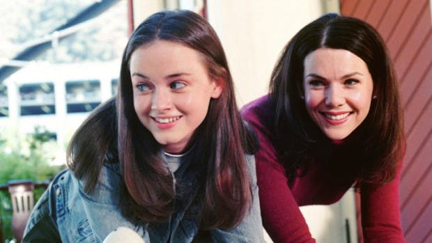 9 Of The Best Bits From The New Netflix Behind-The-Scenes Gilmore Girls ...