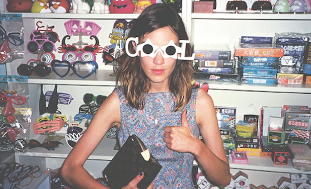 Alexa Chung Talks Ex Boyfriends, Miley Cyrus Mania And Why Britney ...