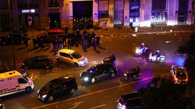 Paris attacks: Horrifying attacks in French capital leave over 100 dead ...