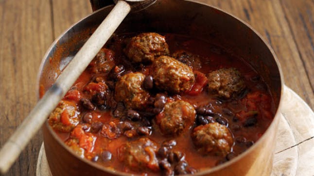 RECIPE: Chilli Con Carne Meatballs | Closer
