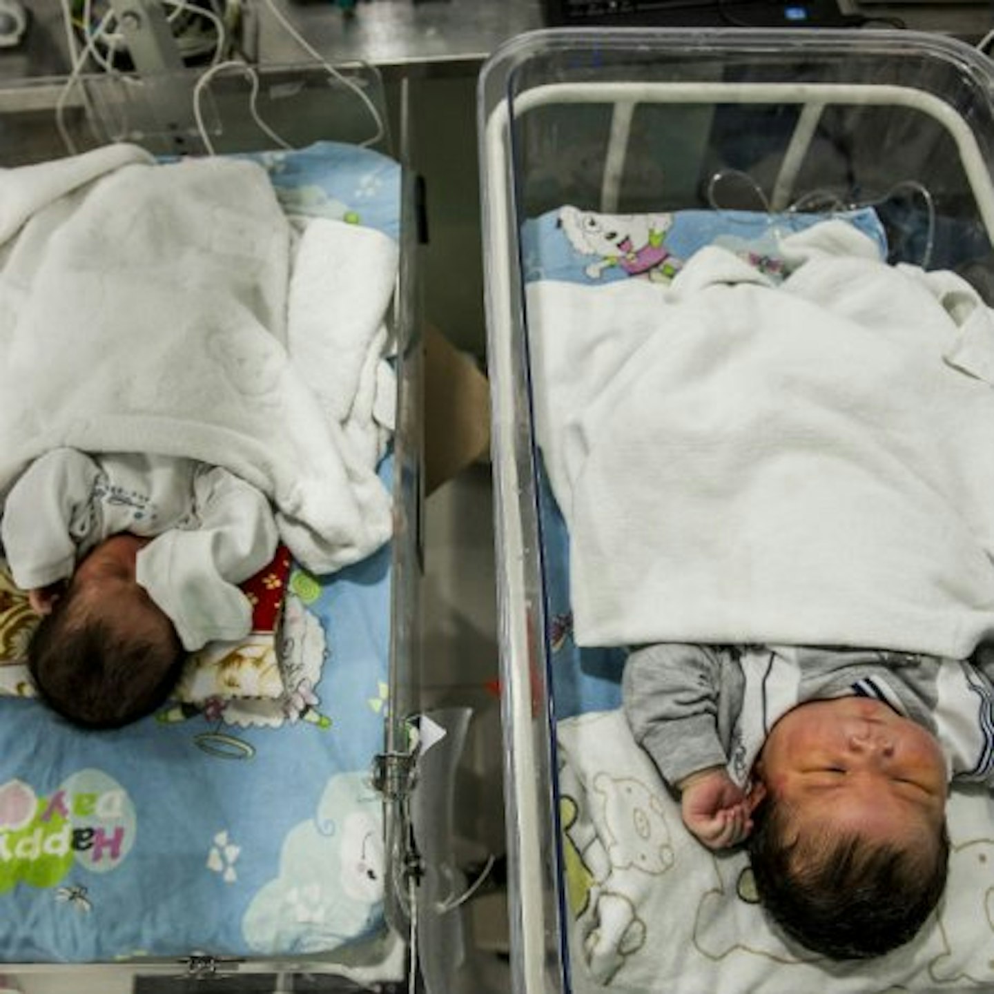 Baby weighing an impressive 16lbs born in China | Closer