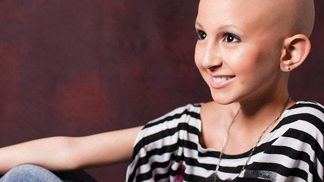 Cancer-stricken YouTube star dies aged thirteen | Closer