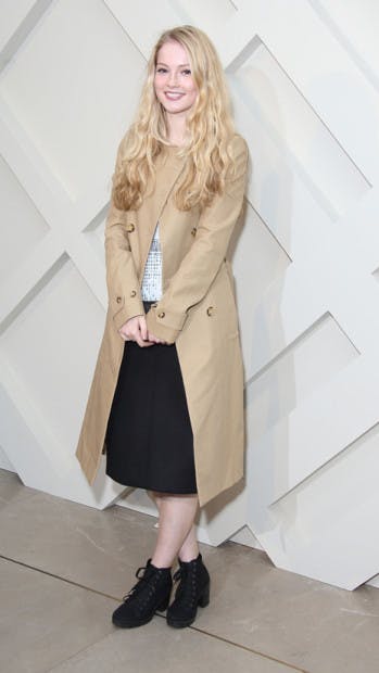 GETTING READY - Meet Hannah Dodd The New Face Of Burberry, Now Let Her ...