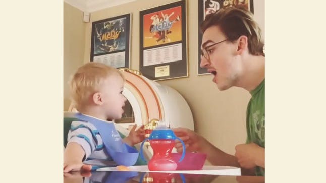 WATCH: Tom Fletcher performs adorable ‘Sunday Morning’ duet with Buzz ...