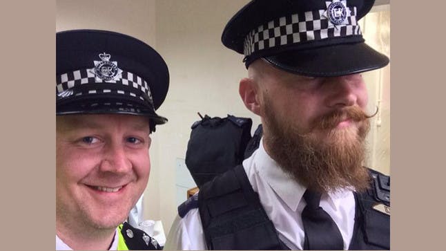 #HipsterCop becomes Twitter sensation following North London EDL riots ...