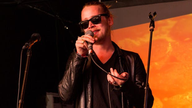 Macaulay Culkin's Pizza Band Was Pelted With Beers And Booed Off Stage