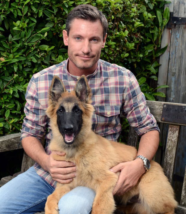 EastEnders’ Wellard is BACK! Dean Gaffney introduces Robbie Jackson’s ...