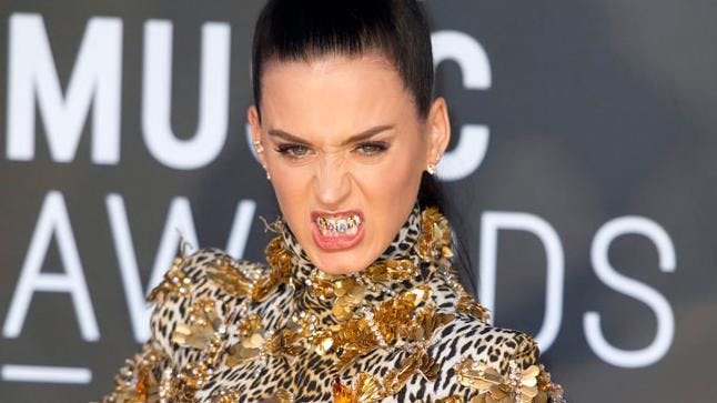 Khloe Kardashian forgets marriage woes and parties with Katy Perry | Closer