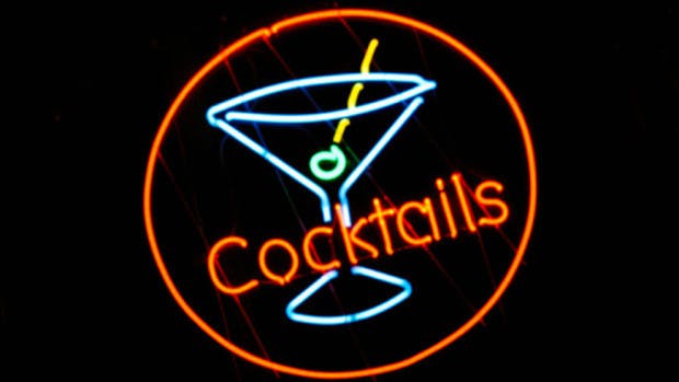 7 Great Budget Bars To Visit In Crete