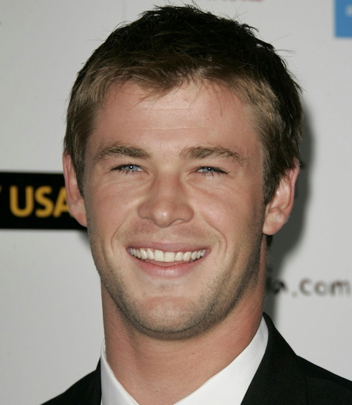 Vacation star Chris Hemsworth needed a 10-INCH prosthetic penis because ...