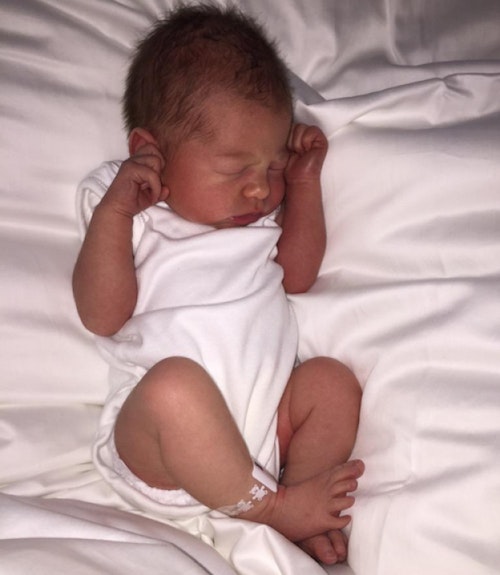 How does Abbey Clancy look THIS GOOD a month after giving birth to baby ...