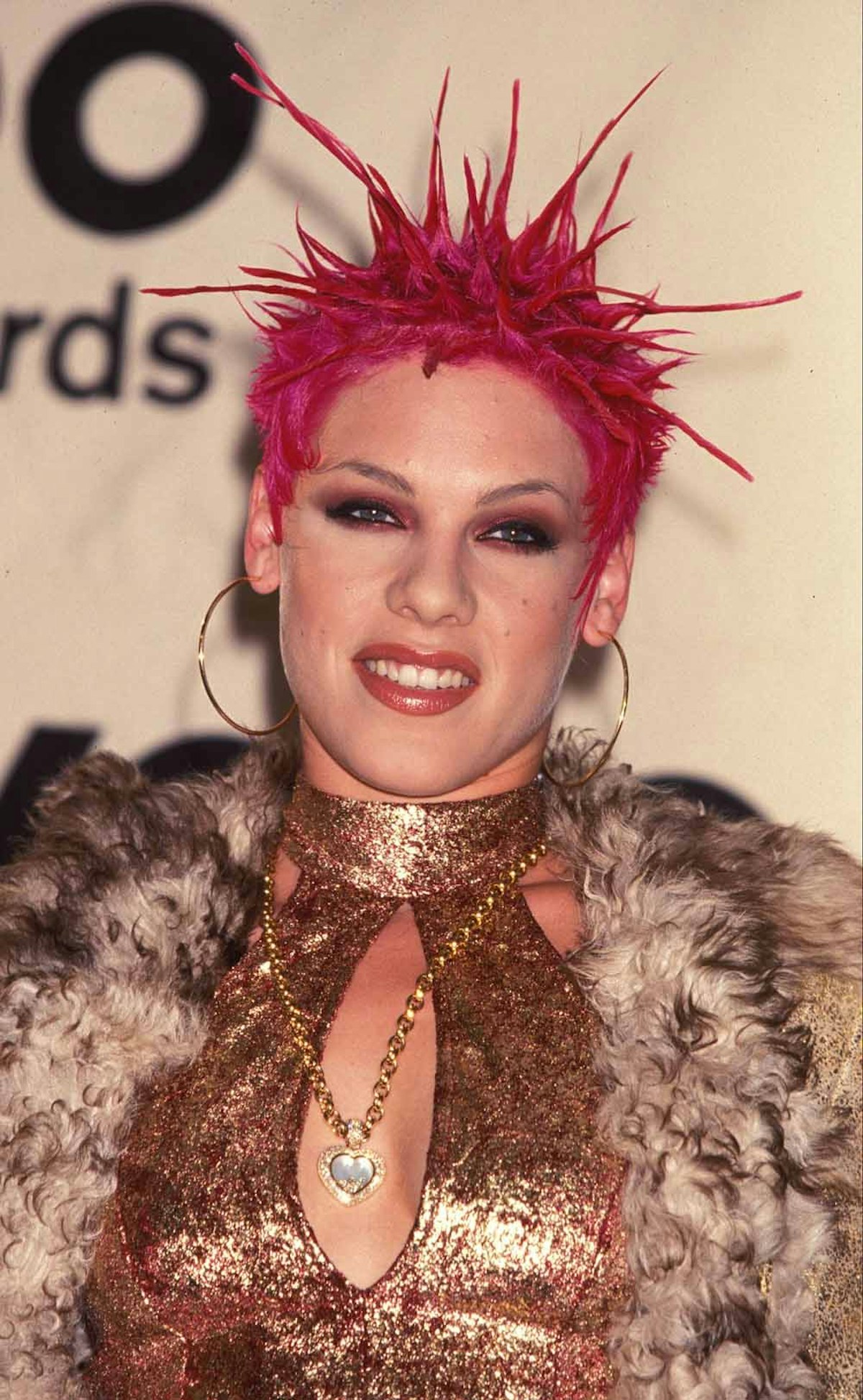 P!NK gives an inspirational speech after receiving a star on Hollywood ...