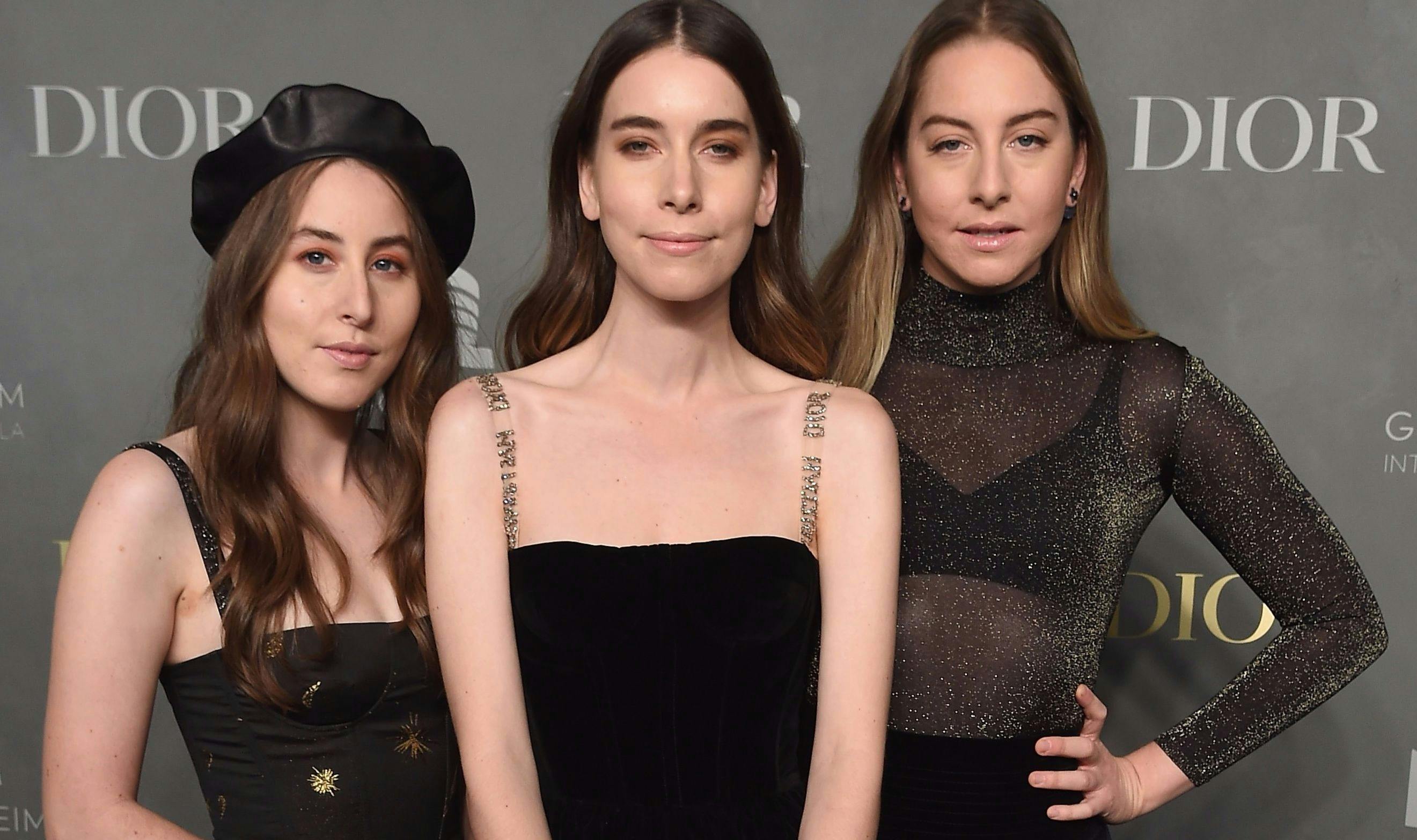 Haim Give Us A Lesson In Alternative Party Dressing | Grazia