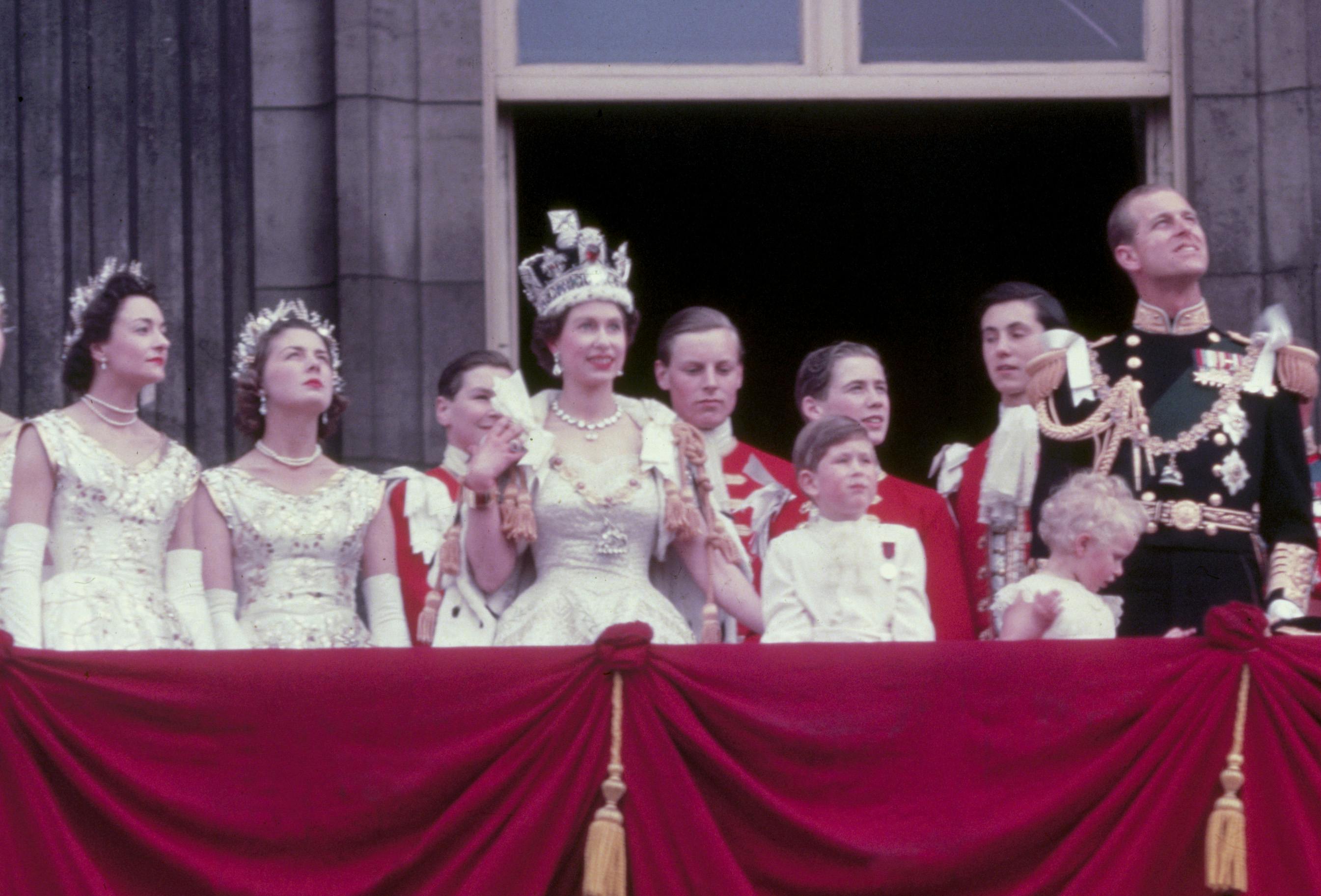 What Was The Coronation Coach Ride Like? 'Horrible' Says The Queen
