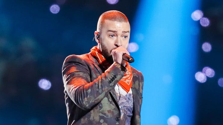 WATCH: Justin Timberlake pays tribute to Prince and takes selfies ...