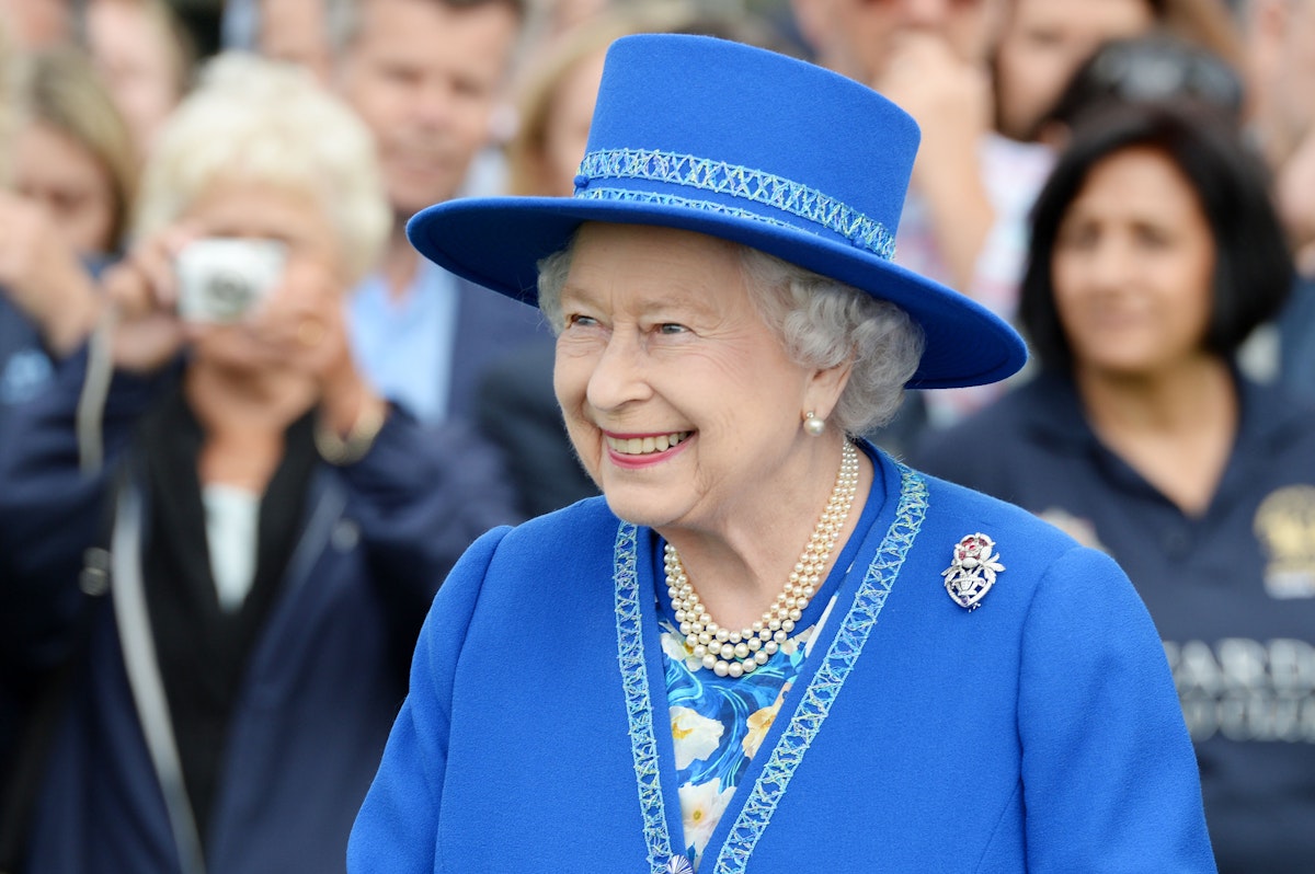 The Queen's Style: How The Queen Chose Her Clothes