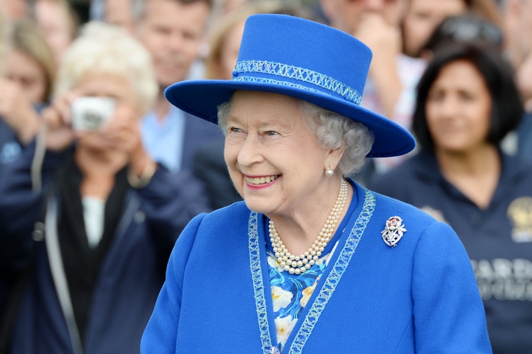 The Queen's Style: How The Queen Chose Her Clothes