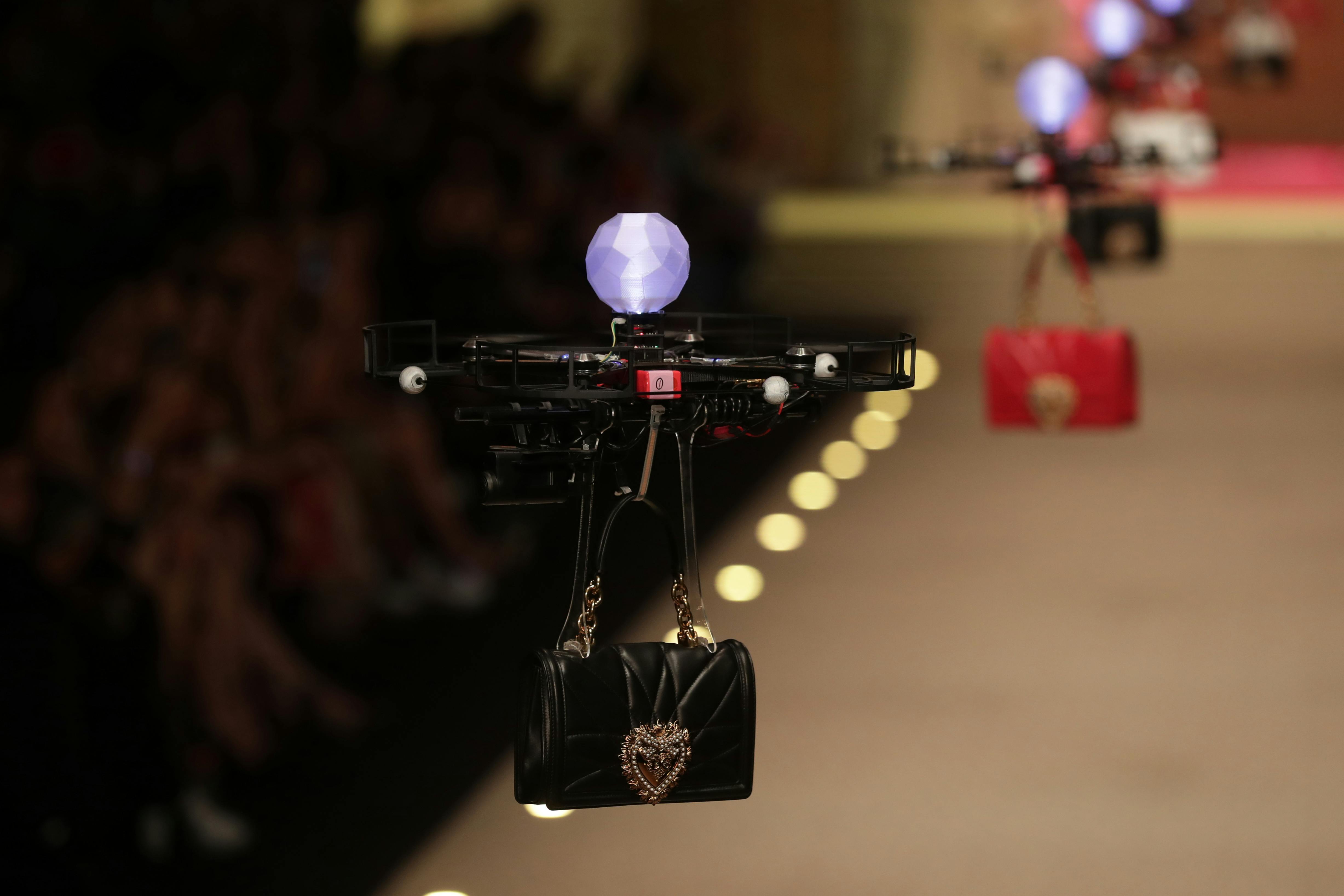 Drones Flew Bags Down The Runway At Dolce & Gabbana A/W18 - Grazia