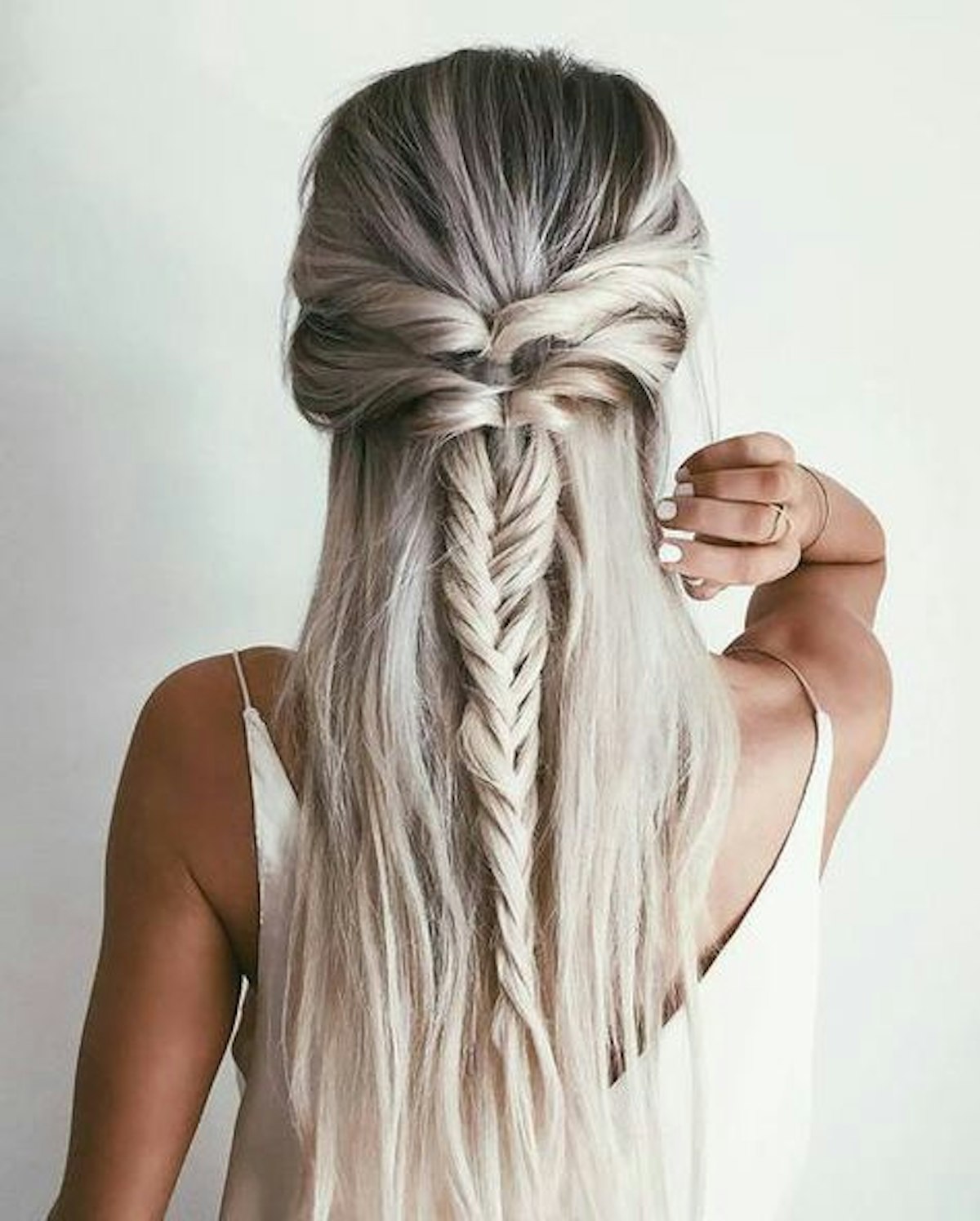Fishtail Braid Hairstyle: How To, Step-By-Step and Pinterest Inspiration