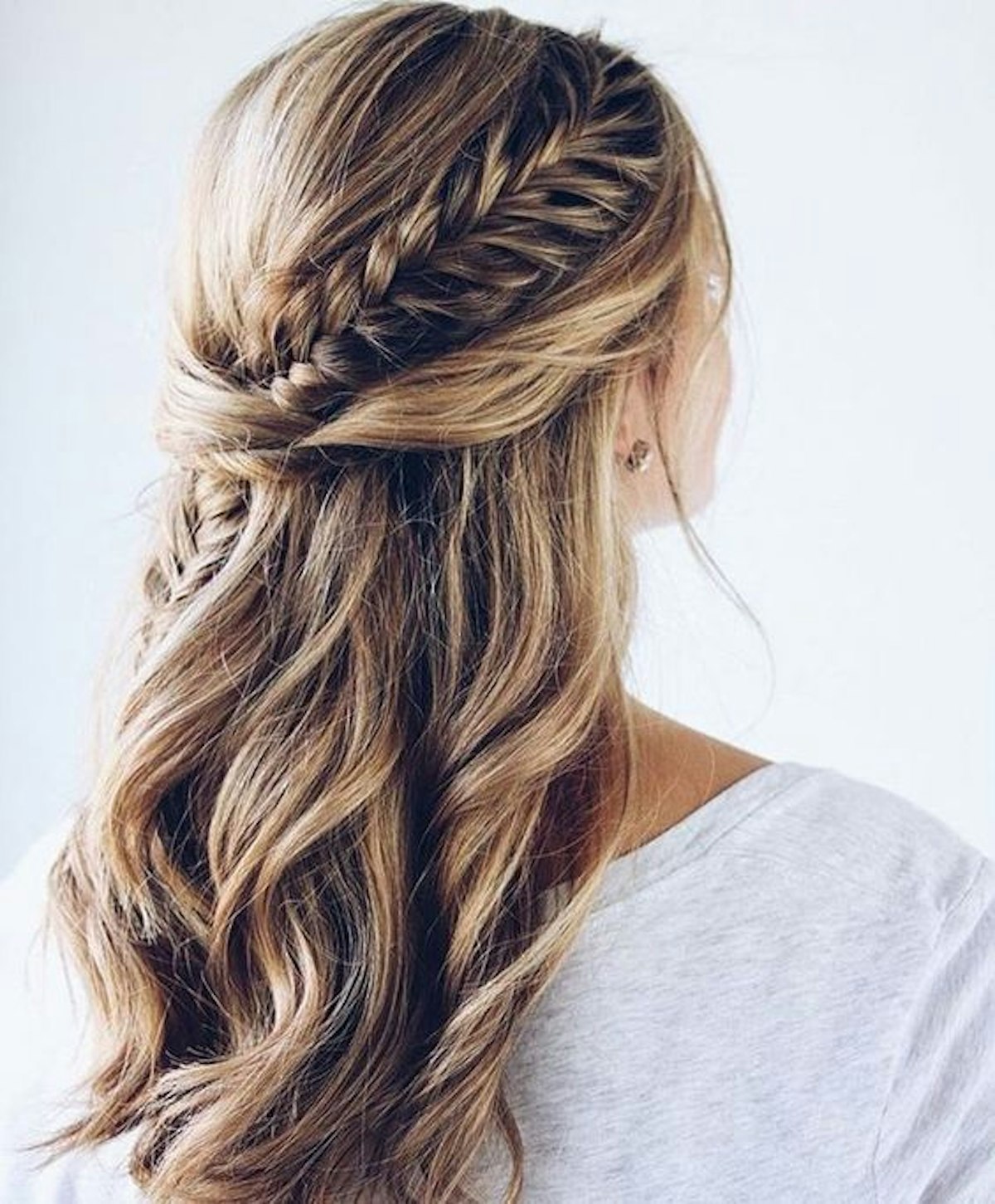Fishtail Braid Hairstyle: How To, Step-By-Step and Pinterest Inspiration