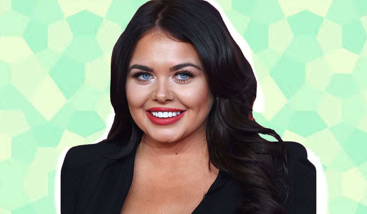 The reason why Scarlett Moffatt is in BIG TROUBLE with her neighbours ...