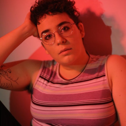 How Being Plus Size Affects Presenting As Non-Binary | Grazia