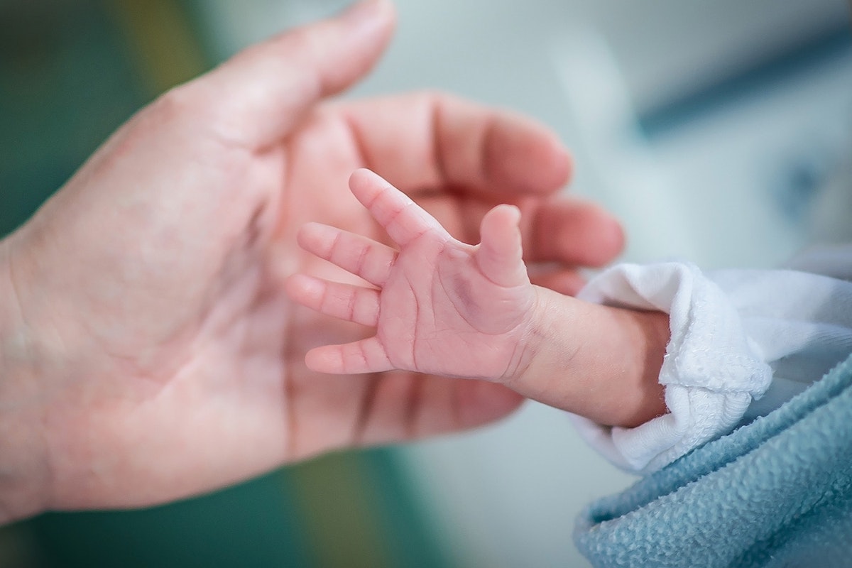 What are cuddle cots and how they work for stillborns and grieving parents