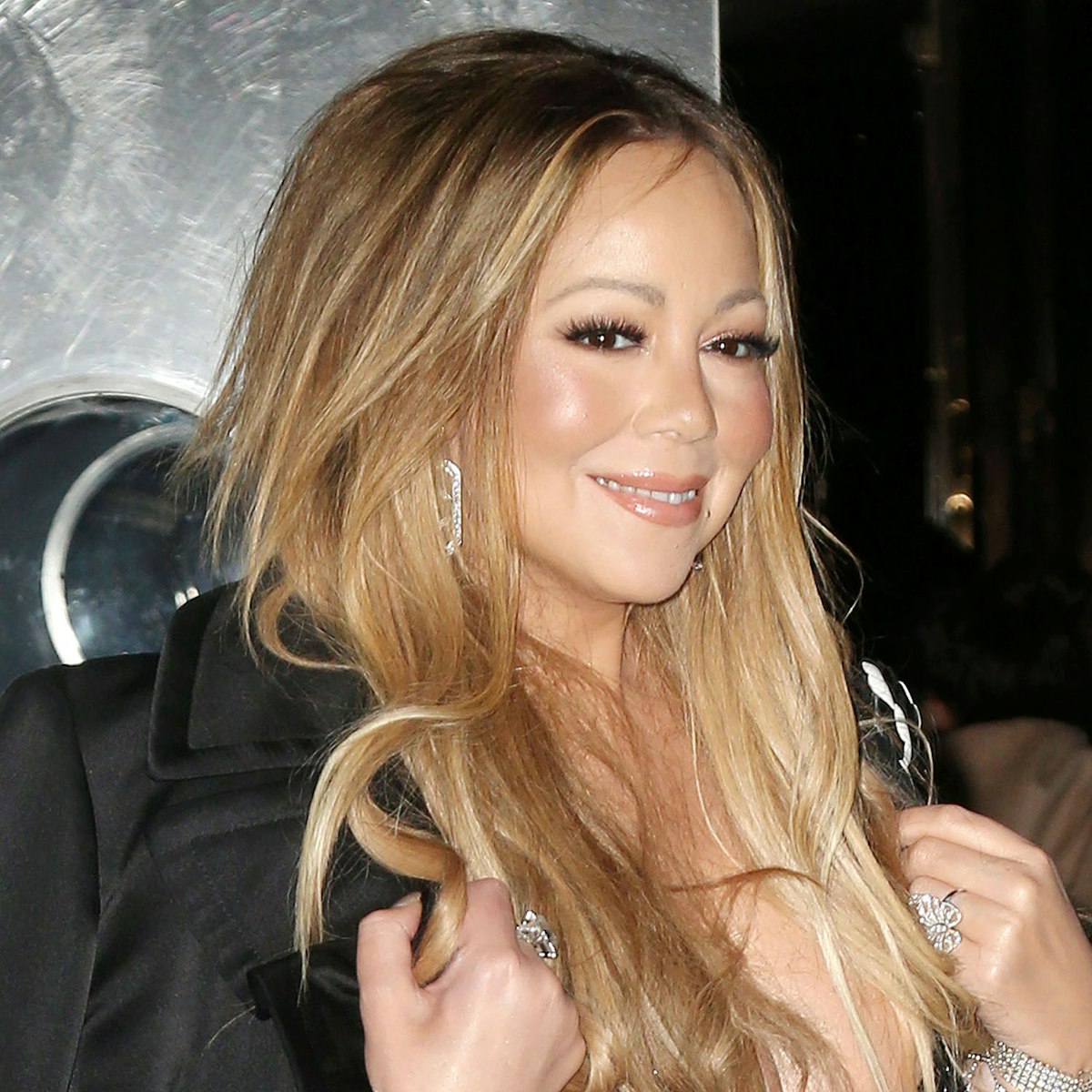 Gemma Collins shares swimwear snap and blasts Arg binge eating blame