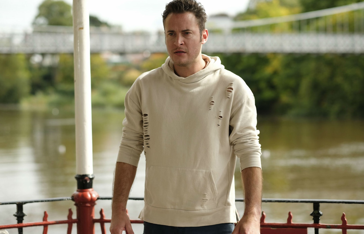 Hollyoaks Spoilers: Luke Morgan is back on the booze