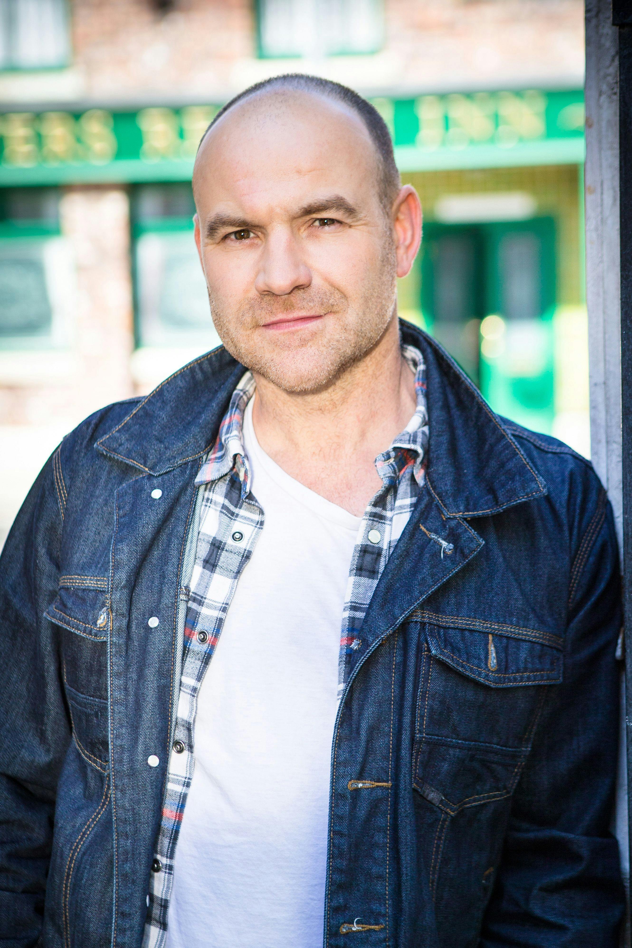 Coronation Street's Joe Duttine and Sally Carman are 'dating' in real life