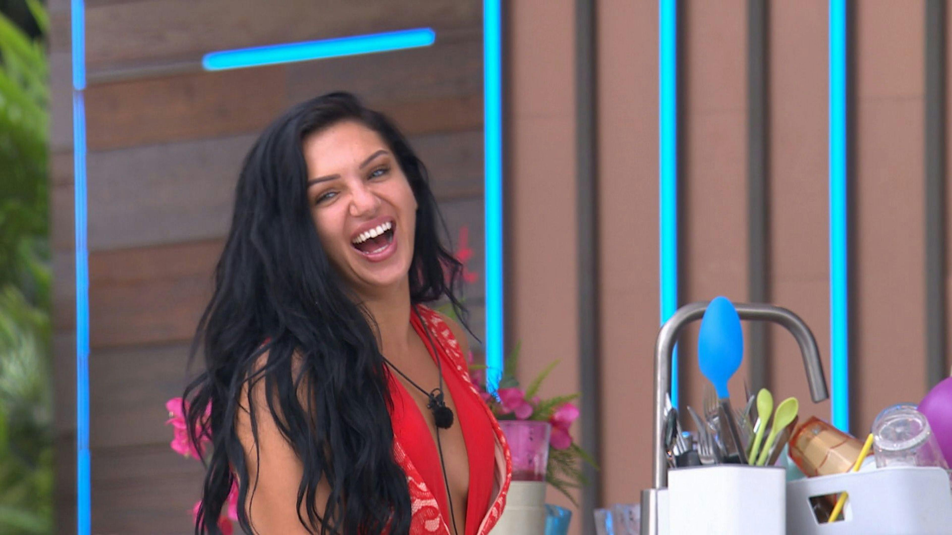 Alexandra From Love Island Just Landed Her Perfect #Spon | Grazia