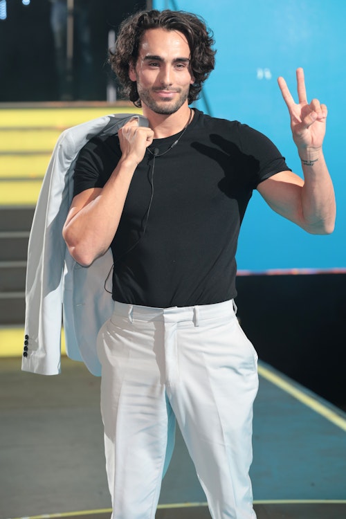 Big Brother launch investigation into new contestant Ellis Hillon after ...