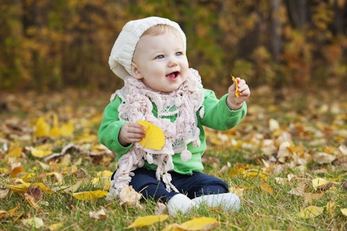 Nature baby name inspiration for autumn: 50 cute ideas | Closer
