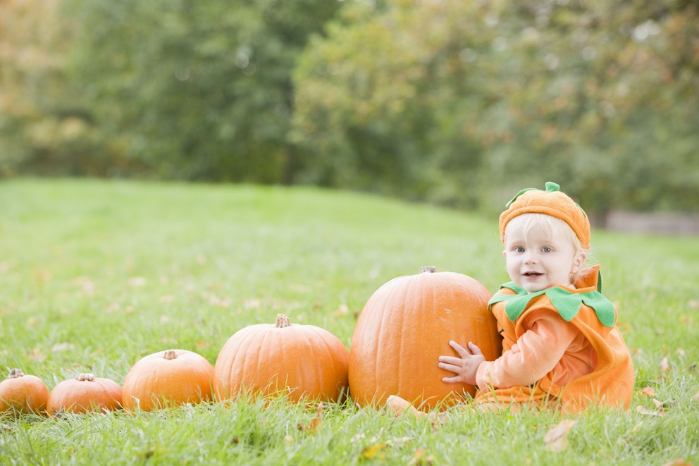Nature baby name inspiration for autumn: 50 cute ideas