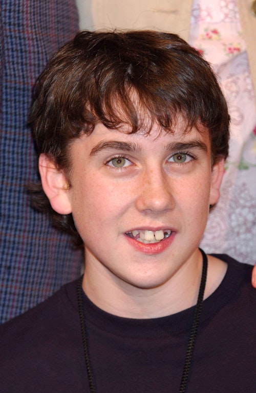 You won’t BELIEVE how different the Mrs Doubtfire kids look at 25-year ...