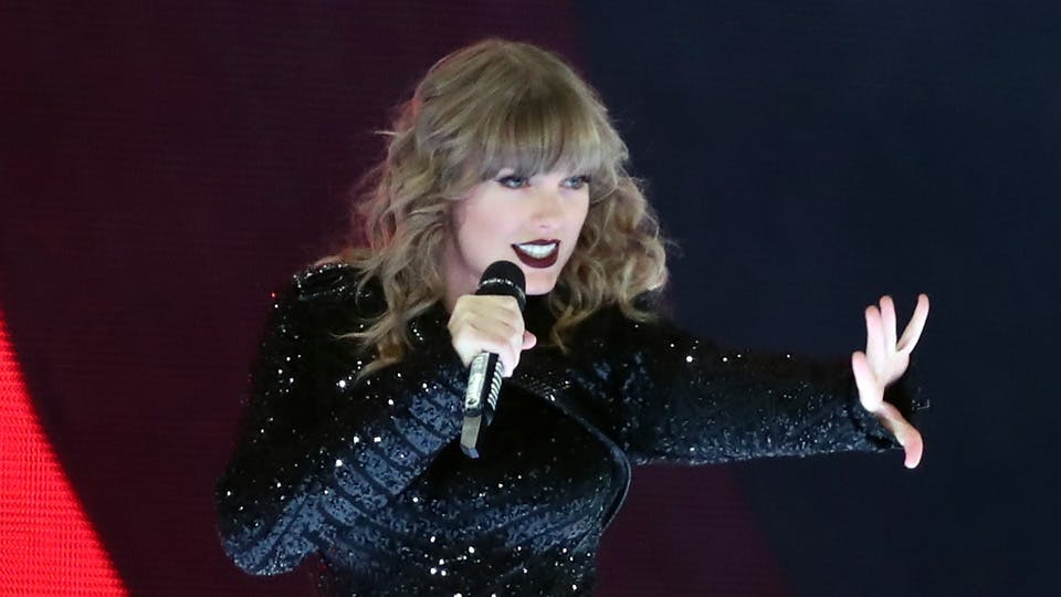 Taylor Swift teases new music with a cryptic post | Entertainment | Heat
