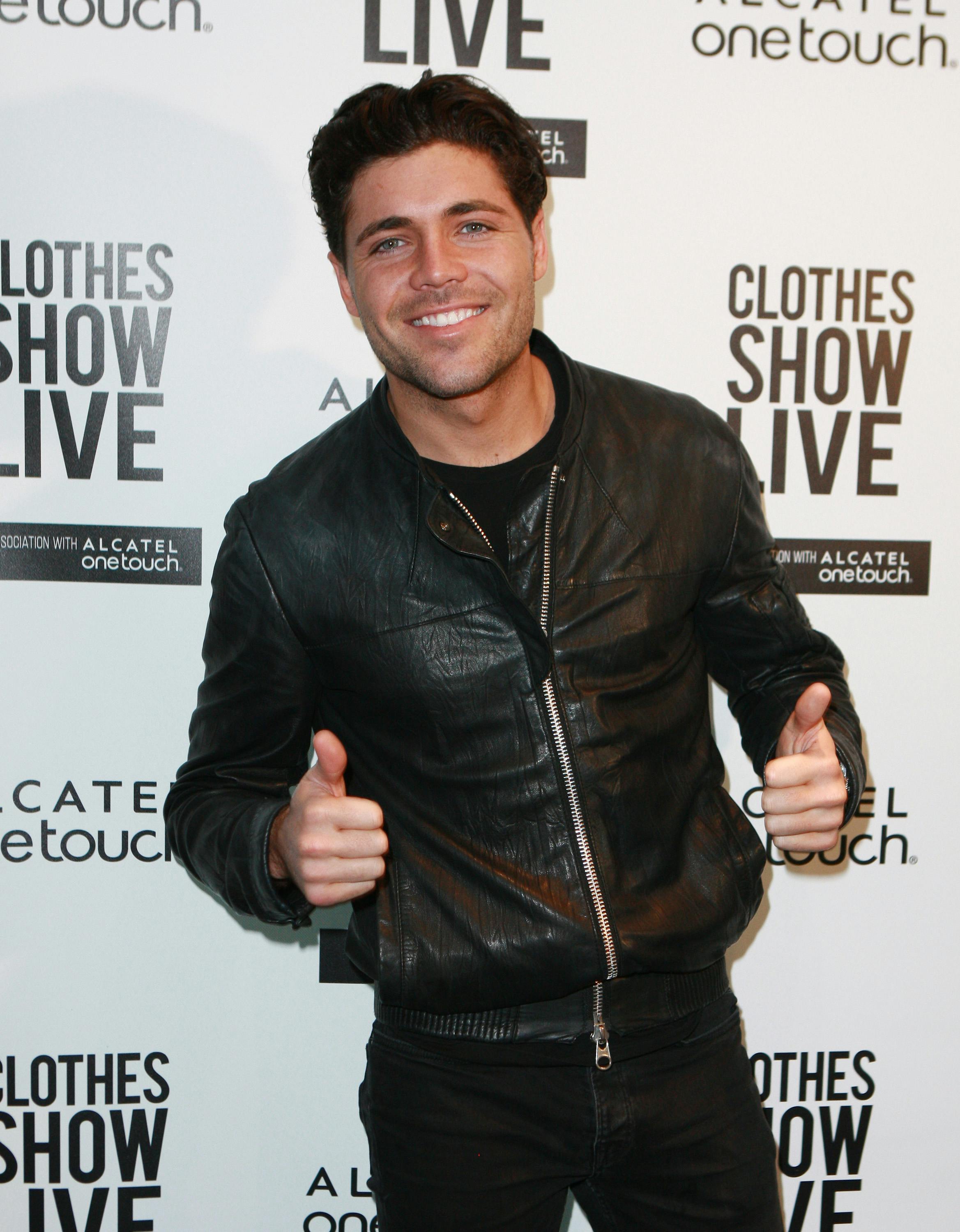 TOWIE FITLORD Tom Pearce confirms relationship with Made In Chelsea ...