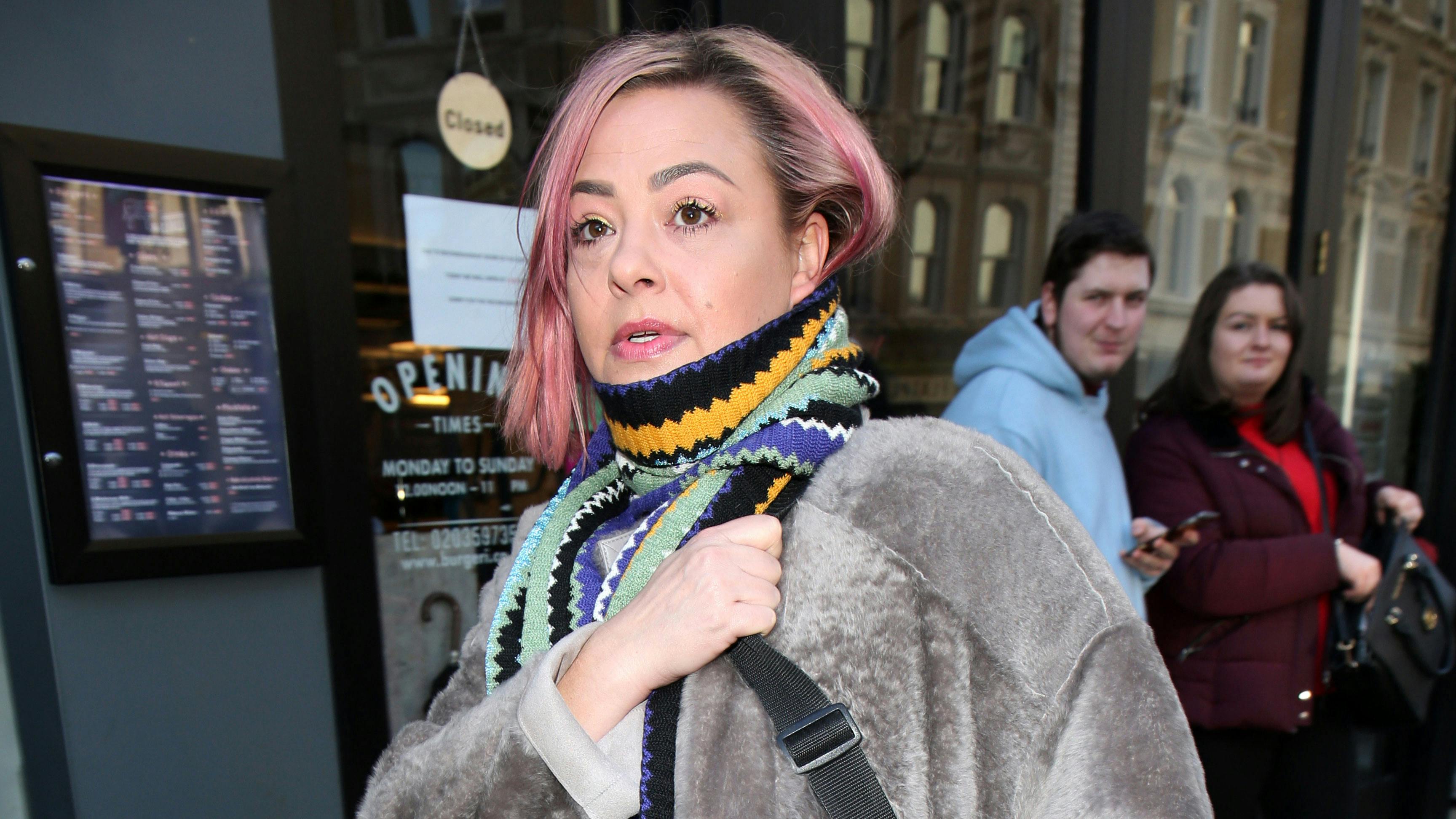 Lisa Armstrong is said to be planning a tell-all book