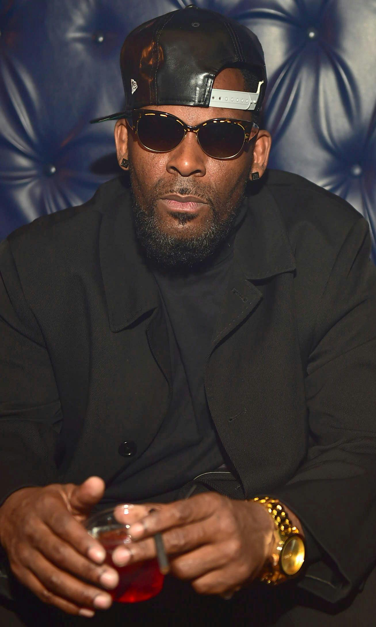 R Kelly Reportedly Dropped By Sony Music Amid Sex Abuse Claims
