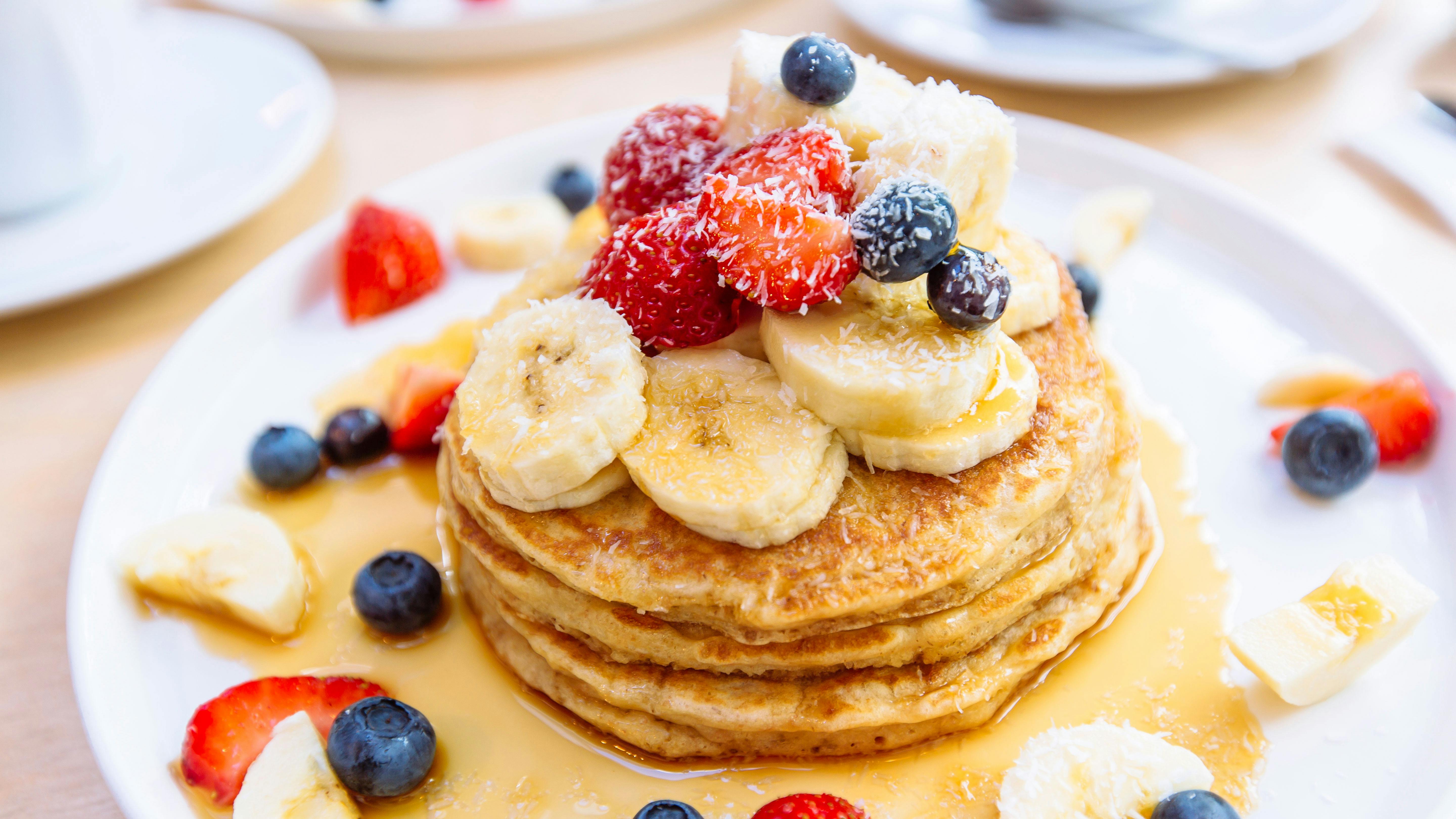 Alternative pancake recipes: vegan, gluten, dairy and egg free