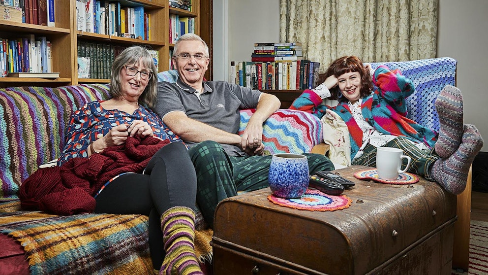 Gogglebox UK cast: Meet the Gogglebox families and couples ...