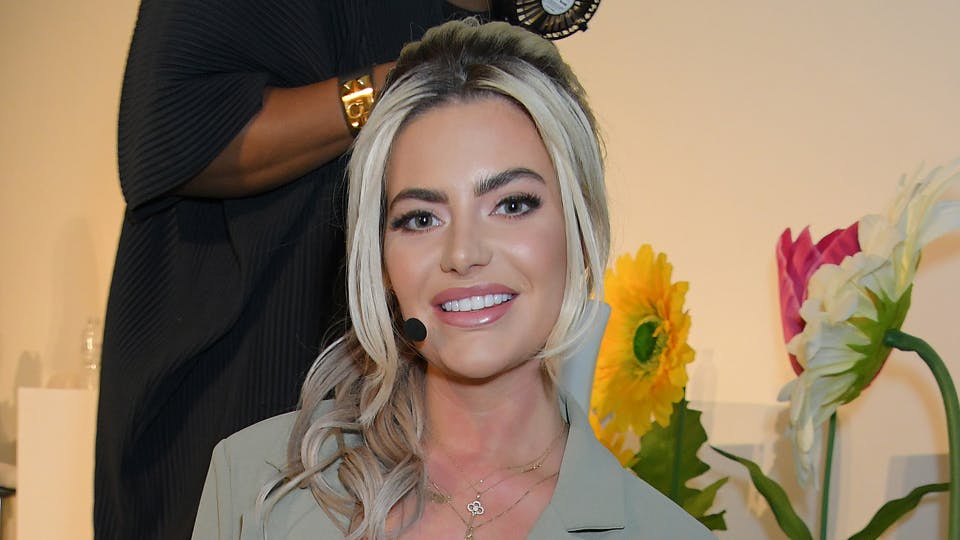 Love Island’s Megan Barton-Hanson to release TELL-ALL autobiography ...